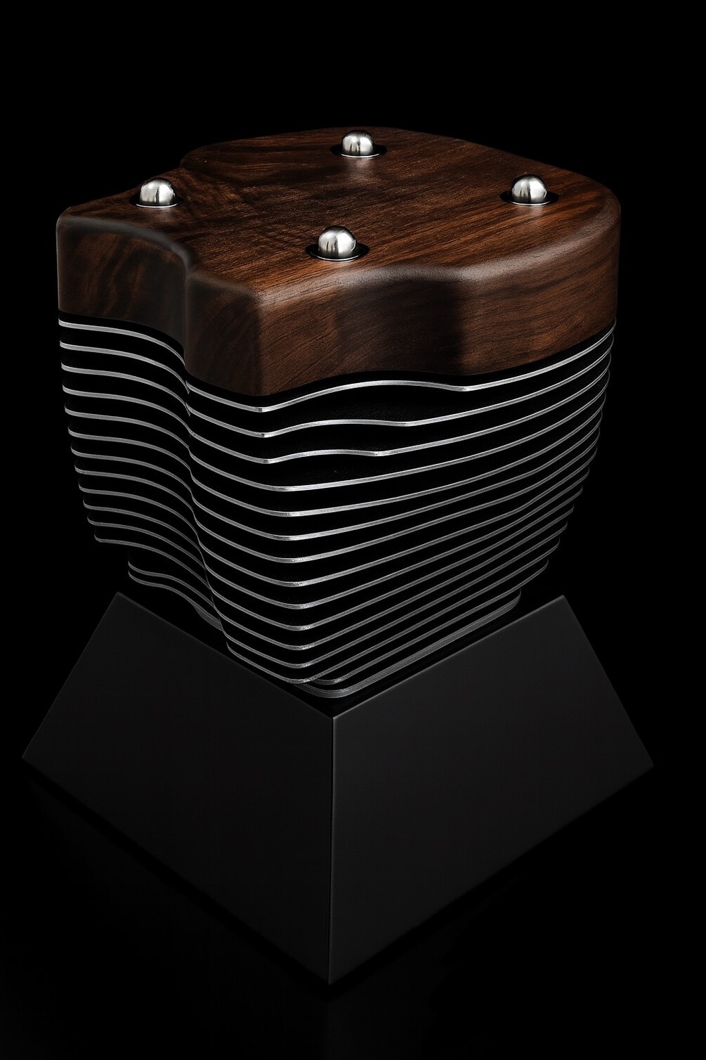 LAST RIDE URNS - MOTORCYCLE URNS MANUFACTURE | LAST RIDE URNS